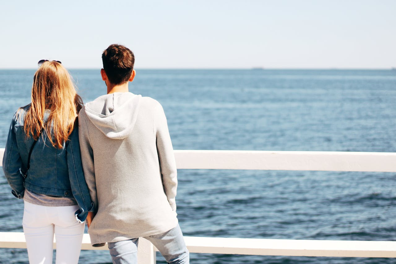 Mono-Poly Relationships: The Ultimate Guide - ENM Living